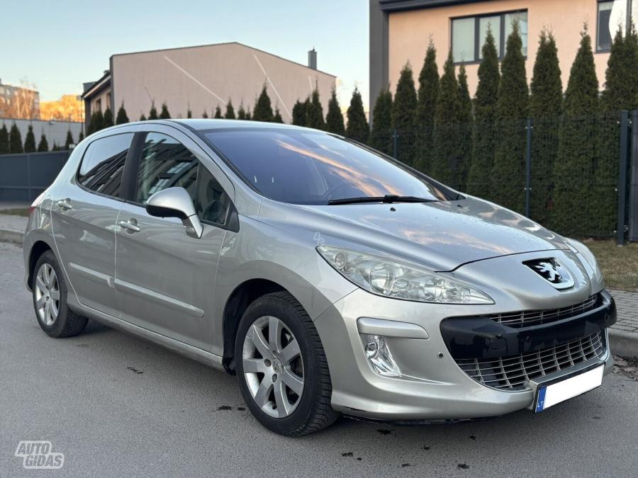 Grey Peugeot 308 2008 in Kaunas, with an engine capacity of 1.60 L and mileage of 120 thousand km for 1950 €, photo 2 on AUTOMOTO.COM.LV