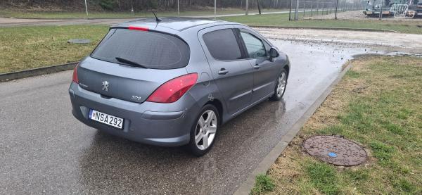 Grey Peugeot 308 2008 in Utena, with an engine capacity of 2.00 L and mileage of 349 thousand km for 1450 €, photo 6 on AUTOMOTO.COM.LV