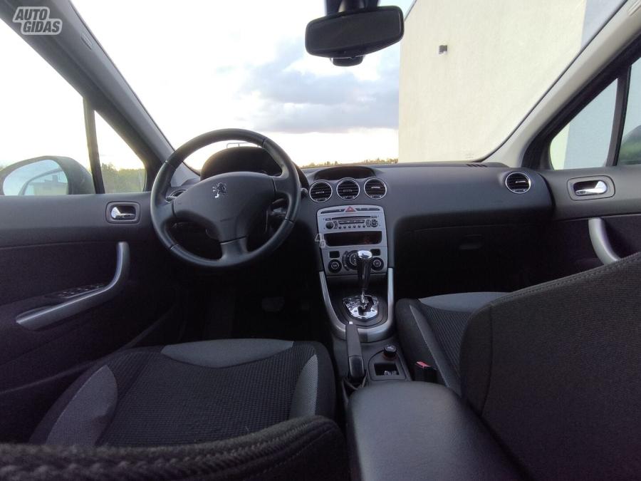 Grey Peugeot 308 2008 in Vilnius, with an engine capacity of 1.60 L and mileage of 118 thousand km for 4200 €, photo 17 on AUTOMOTO.COM.LV