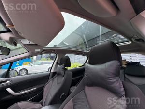 Grey Peugeot 308 2008 in Riga, with an engine capacity of 1.60 L and mileage of 326 thousand km for 1600 €, photo 7 on AUTOMOTO.COM.LV