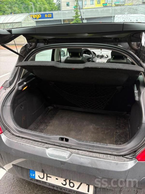 Серый Пежо 308 2008 в Рига, объемом двигателя 1.60 л и пробегом 326 тыс. км за 1600 €, фото 9 на AUTOMOTO.COM.LV