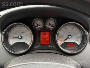 Grey Peugeot 308 2008 in Riga, with an engine capacity of 1.60 L and mileage of 326 thousand km for 1600 €, photo 11 on AUTOMOTO.COM.LV
