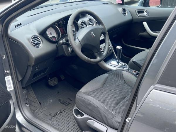 Grey Peugeot 308 2008 in Tallinn, with an engine capacity of 1.60 L and mileage of 280 thousand km for 2990 €, photo 5 on AUTOMOTO.COM.LV