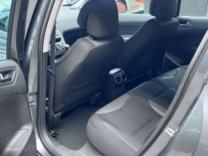 Pelēks Peugeot 308 2008 Tallina, ar dzinēja tilpumu 1.60 L un nobraukumu 280 tūkst. km par 2990 €, foto 9 vietnē AUTOMOTO.COM.LV