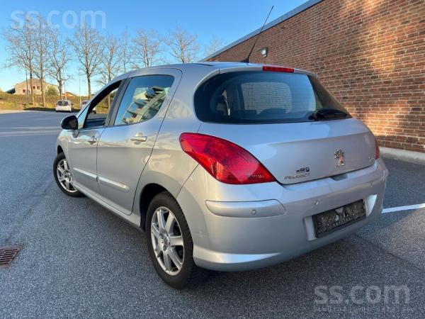 Grey Peugeot 308 2008 in Riga, with an engine capacity of 2.00 L and mileage of 268 thousand km for 1800 €, photo 2 on AUTOMOTO.COM.LV
