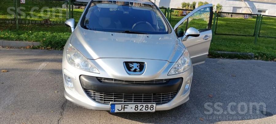 Pelēks Peugeot 308 2008 Jūrmala, ar dzinēja tilpumu 1.60 L un nobraukumu 110 tūkst. km par 1500 €, foto 3 vietnē AUTOMOTO.COM.LV