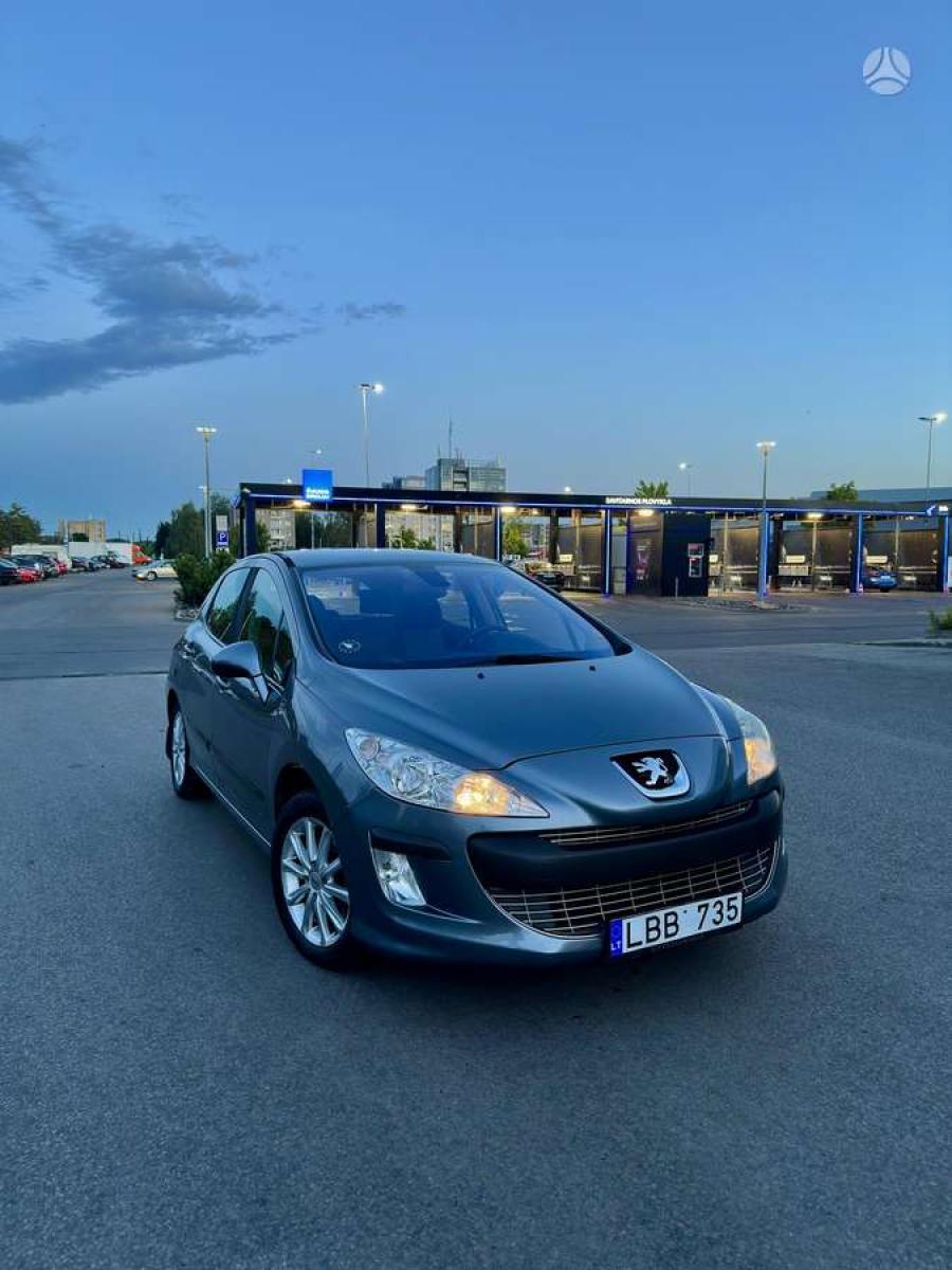 Pelēks Peugeot 308 2008 Viļņa, ar dzinēja tilpumu 2.00 L un nobraukumu 245 tūkst. km par 3200 €, foto 1 vietnē AUTOMOTO.COM.LV