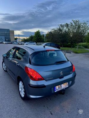 Pelēks Peugeot 308 2008 Viļņa, ar dzinēja tilpumu 2.00 L un nobraukumu 245 tūkst. km par 3200 €, foto 5 vietnē AUTOMOTO.COM.LV