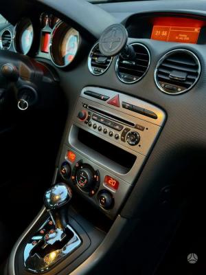 Pelēks Peugeot 308 2008 Viļņa, ar dzinēja tilpumu 2.00 L un nobraukumu 245 tūkst. km par 3200 €, foto 21 vietnē AUTOMOTO.COM.LV