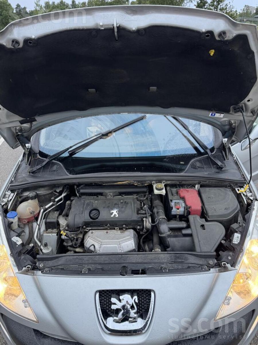 Grey Peugeot 308 2008 in Riga, with an engine capacity of 1.60 L and mileage of 110 thousand km for 2500 €, photo 16 on AUTOMOTO.COM.LV