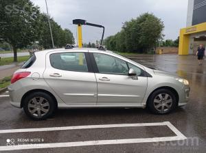 Grey Peugeot 308 2008 in Riga, with an engine capacity of 1.60 L and mileage of 305 thousand km for 1400 €, photo 5 on AUTOMOTO.COM.LV