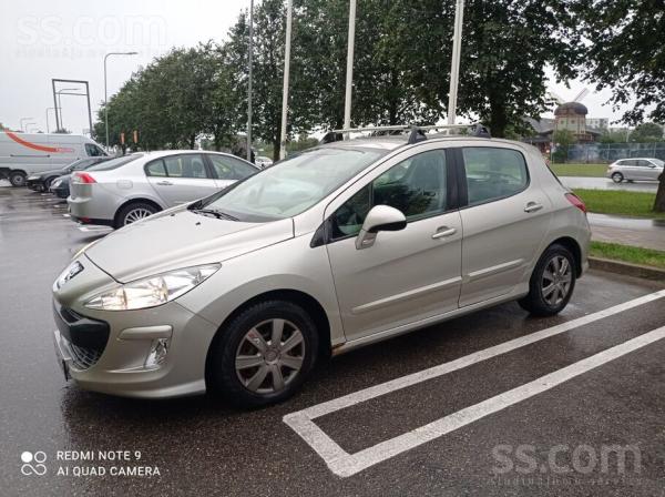 Pelēks Peugeot 308 2008 Rīga, ar dzinēja tilpumu 1.60 L un nobraukumu 305 tūkst. km par 1400 €, foto 3 vietnē AUTOMOTO.COM.LV