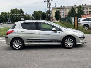 Pelēks Peugeot 308 2008 Narva, ar dzinēja tilpumu 1.40 L un nobraukumu 133 tūkst. km par 1499 €, foto 6 vietnē AUTOMOTO.COM.LV