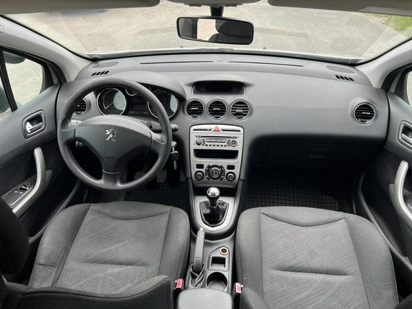 Pelēks Peugeot 308 2008 Narva, ar dzinēja tilpumu 1.40 L un nobraukumu 133 tūkst. km par 1499 €, foto 10 vietnē AUTOMOTO.COM.LV