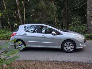 Grey Peugeot 308 2008 in Vilnius, with an engine capacity of 1.60 L and mileage of 152 thousand km for 1099 €, photo 9 on AUTOMOTO.COM.LV