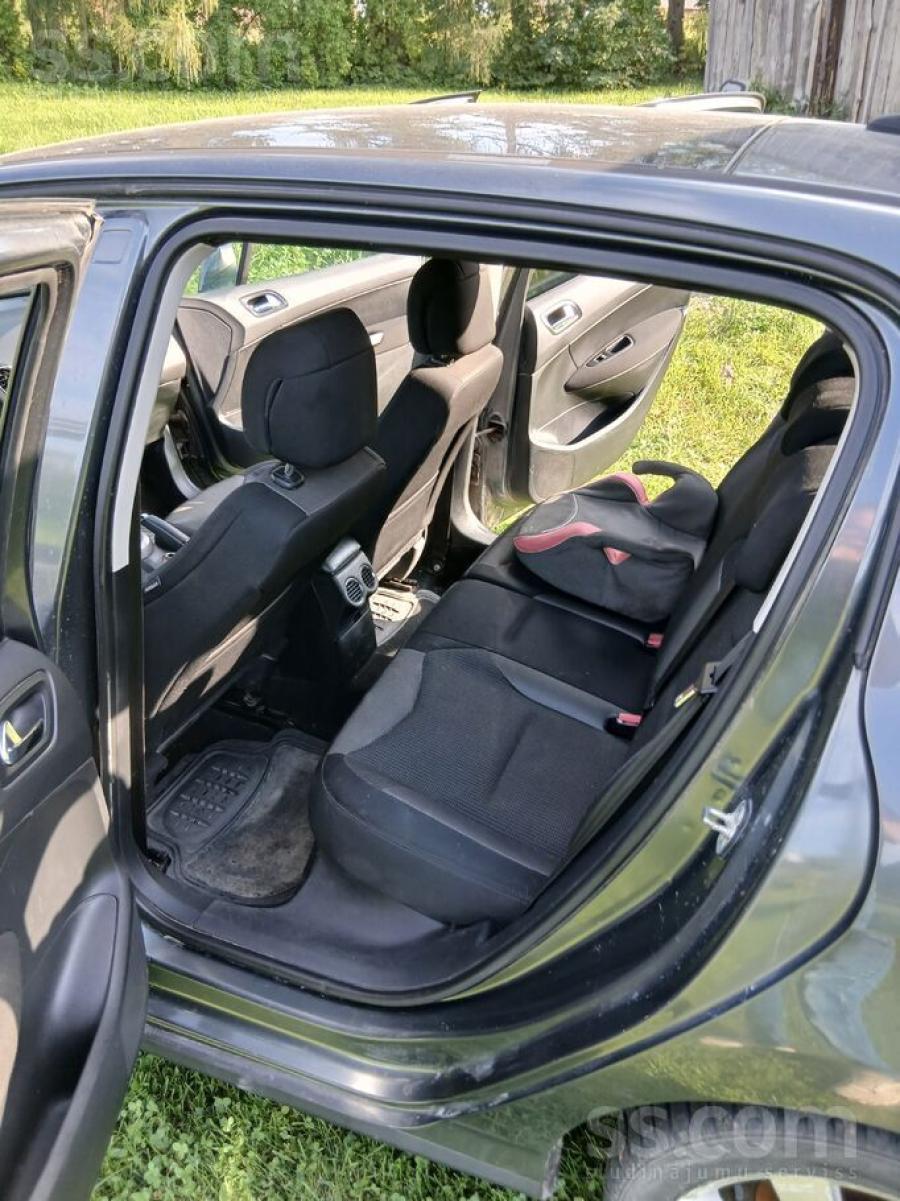 Grey Peugeot 308 2008 in Jekabpils, with an engine capacity of 1.60 L and mileage of 334 thousand km for 1300 €, photo 7 on AUTOMOTO.COM.LV