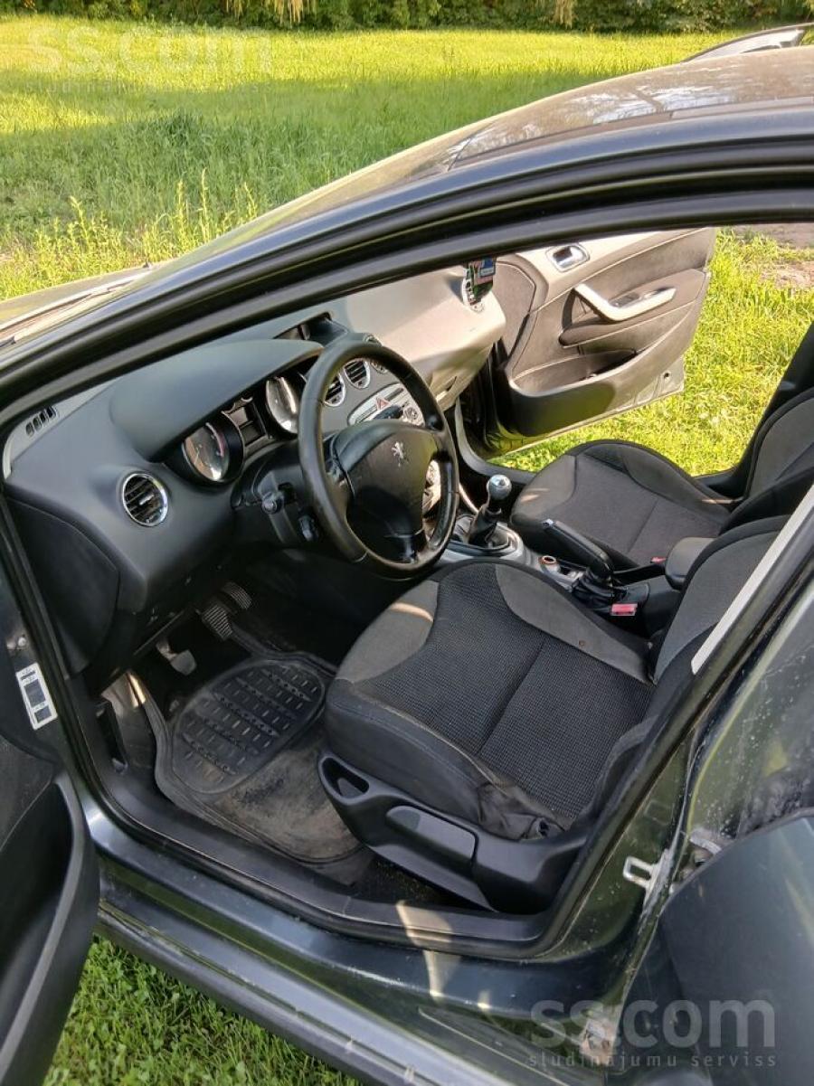 Grey Peugeot 308 2008 in Jekabpils, with an engine capacity of 1.60 L and mileage of 334 thousand km for 1300 €, photo 8 on AUTOMOTO.COM.LV
