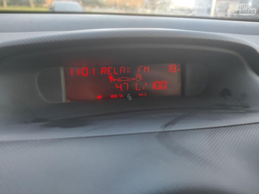 Pelēks Peugeot 308 2008 Kretinga, ar dzinēja tilpumu 1.60 L un nobraukumu 267 tūkst. km par 1250 €, foto 11 vietnē AUTOMOTO.COM.LV