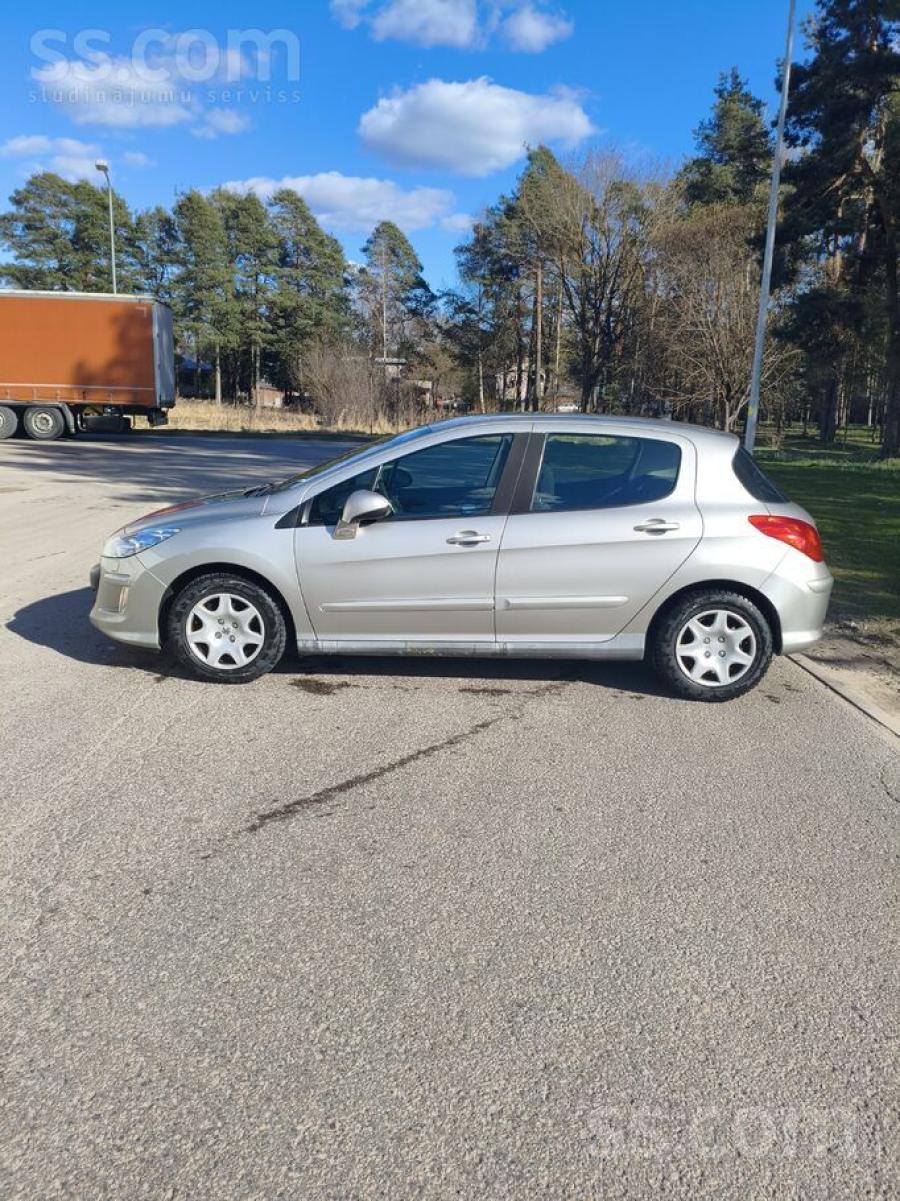 Pelēks Peugeot 308 2008 Jēkabpils, ar dzinēja tilpumu 1.60 L un nobraukumu 335 tūkst. km par 2100 €, foto 4 vietnē AUTOMOTO.COM.LV
