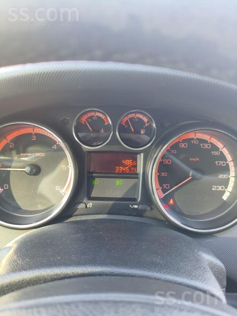 Pelēks Peugeot 308 2008 Jēkabpils, ar dzinēja tilpumu 1.60 L un nobraukumu 335 tūkst. km par 2100 €, foto 5 vietnē AUTOMOTO.COM.LV