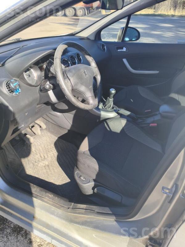 Pelēks Peugeot 308 2008 Jēkabpils, ar dzinēja tilpumu 1.60 L un nobraukumu 335 tūkst. km par 2100 €, foto 6 vietnē AUTOMOTO.COM.LV