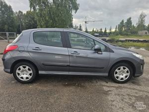 Grey Peugeot 308 2008 in Vilnius, with an engine capacity of 1.40 L and mileage of 171 thousand km for 1950 €, photo 5 on AUTOMOTO.COM.LV