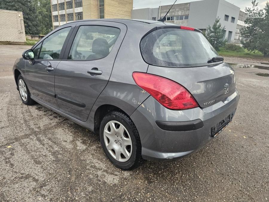 Grey Peugeot 308 2008 in Vilnius, with an engine capacity of 1.40 L and mileage of 171 thousand km for 1950 €, photo 8 on AUTOMOTO.COM.LV