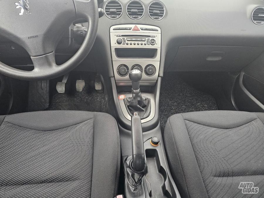 Grey Peugeot 308 2008 in Vilnius, with an engine capacity of 1.40 L and mileage of 171 thousand km for 1950 €, photo 14 on AUTOMOTO.COM.LV
