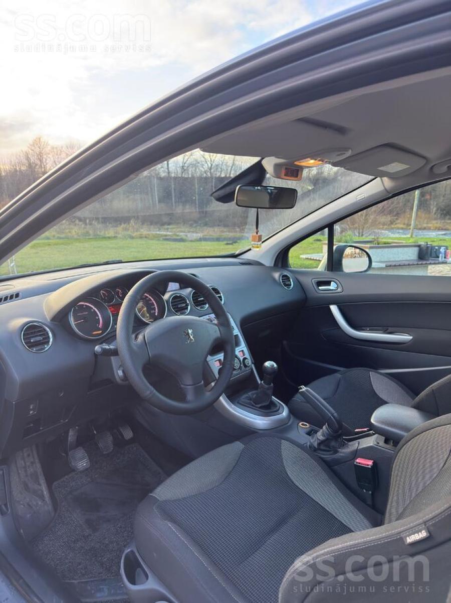 Pelēks Peugeot 308 2009 Bauska, ar dzinēja tilpumu 1.60 L un nobraukumu 119 tūkst. km par 3000 €, foto 9 vietnē AUTOMOTO.COM.LV