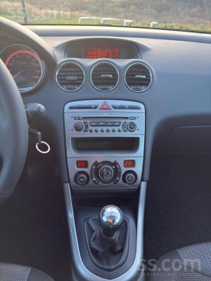 Pelēks Peugeot 308 2009 Bauska, ar dzinēja tilpumu 1.60 L un nobraukumu 119 tūkst. km par 3000 €, foto 11 vietnē AUTOMOTO.COM.LV