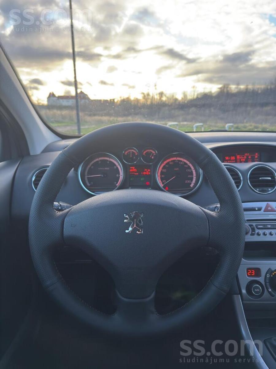 Pelēks Peugeot 308 2009 Bauska, ar dzinēja tilpumu 1.60 L un nobraukumu 119 tūkst. km par 3000 €, foto 12 vietnē AUTOMOTO.COM.LV
