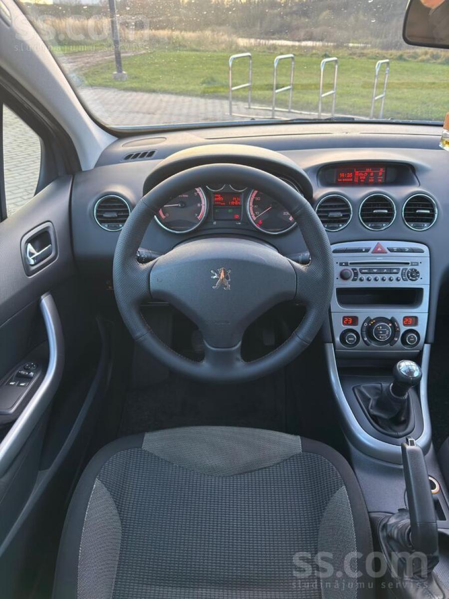 Pelēks Peugeot 308 2009 Bauska, ar dzinēja tilpumu 1.60 L un nobraukumu 119 tūkst. km par 3000 €, foto 13 vietnē AUTOMOTO.COM.LV