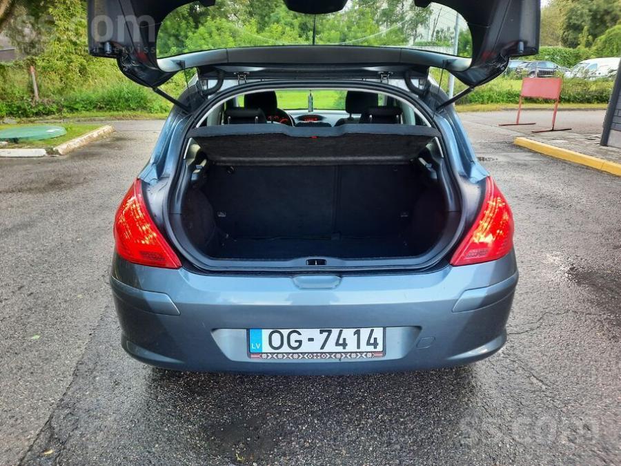 Pelēks Peugeot 308 2009 Rīga, ar dzinēja tilpumu 1.60 L un nobraukumu 213 tūkst. km par 1990 €, foto 6 vietnē AUTOMOTO.COM.LV