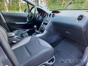 Pelēks Peugeot 308 2009 Rīga, ar dzinēja tilpumu 1.60 L un nobraukumu 213 tūkst. km par 1990 €, foto 8 vietnē AUTOMOTO.COM.LV