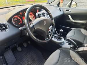 Pelēks Peugeot 308 2009 Rīga, ar dzinēja tilpumu 1.60 L un nobraukumu 213 tūkst. km par 1990 €, foto 12 vietnē AUTOMOTO.COM.LV