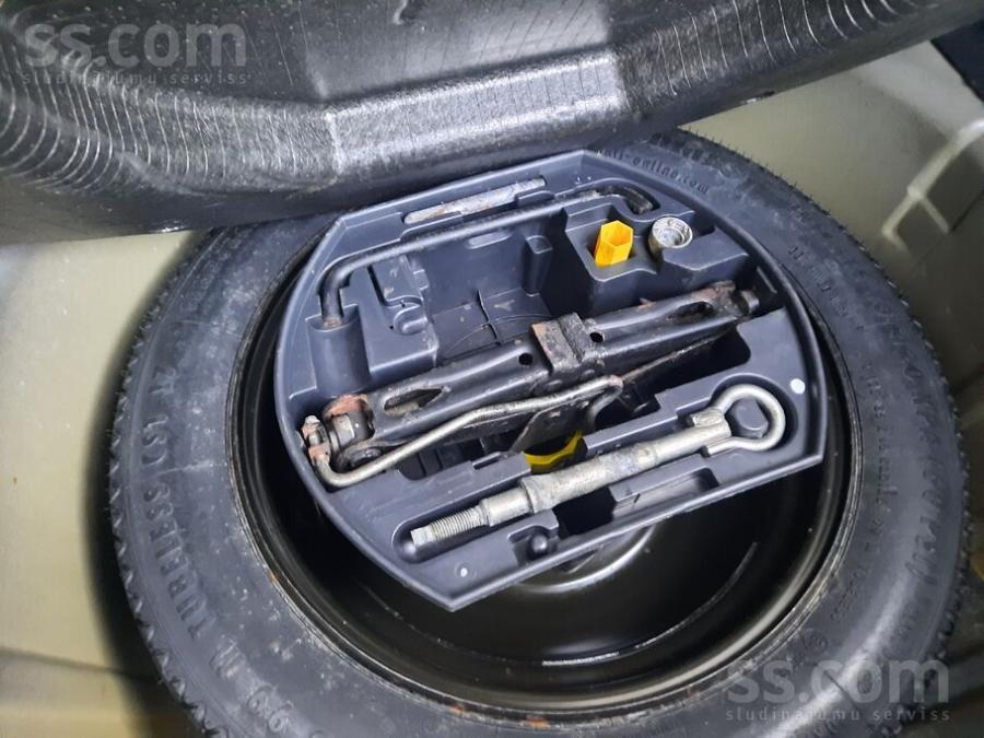 Pelēks Peugeot 308 2009 Rīga, ar dzinēja tilpumu 1.60 L un nobraukumu 213 tūkst. km par 1990 €, foto 14 vietnē AUTOMOTO.COM.LV