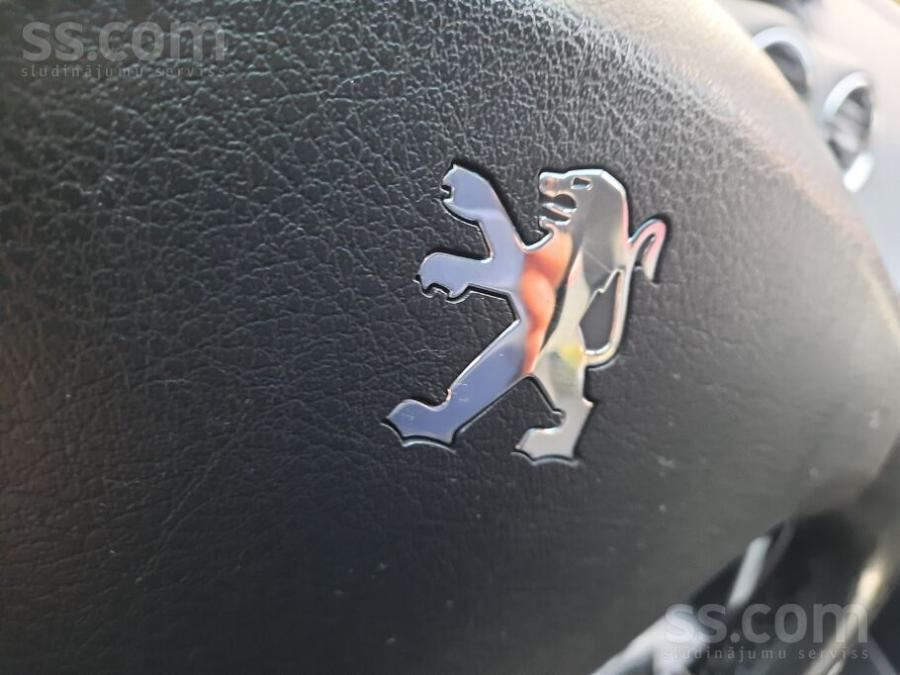 Pelēks Peugeot 308 2009 Rīga, ar dzinēja tilpumu 1.60 L un nobraukumu 213 tūkst. km par 1990 €, foto 17 vietnē AUTOMOTO.COM.LV