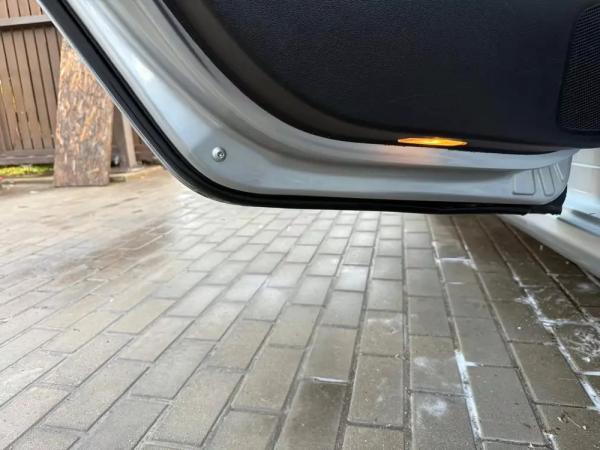 Grey Peugeot 308 2009 in Riga, with an engine capacity of 1.60 L and mileage of 340 thousand km for 2300 €, photo 8 on AUTOMOTO.COM.LV