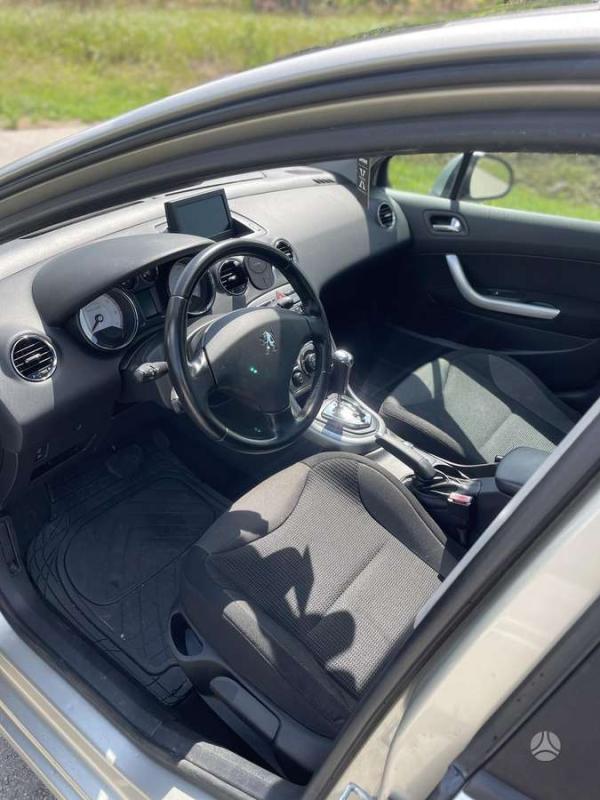 Pelēks Peugeot 308 2009 Šauļi, ar dzinēja tilpumu 1.60 L un nobraukumu 197 tūkst. km par 3200 €, foto 5 vietnē AUTOMOTO.COM.LV
