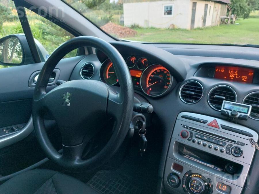 Pelēks Peugeot 308 2009 Aizkraukle, ar dzinēja tilpumu 1.60 L un nobraukumu 121 tūkst. km par 2750 €, foto 8 vietnē AUTOMOTO.COM.LV