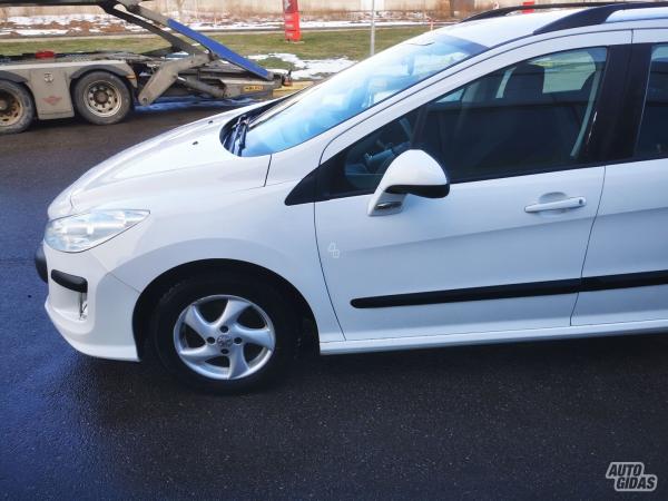 Grey Peugeot 308 2010 in Klaipeda, with an engine capacity of 1.60 L and mileage of 163 thousand km for 2990 €, photo 9 on AUTOMOTO.COM.LV