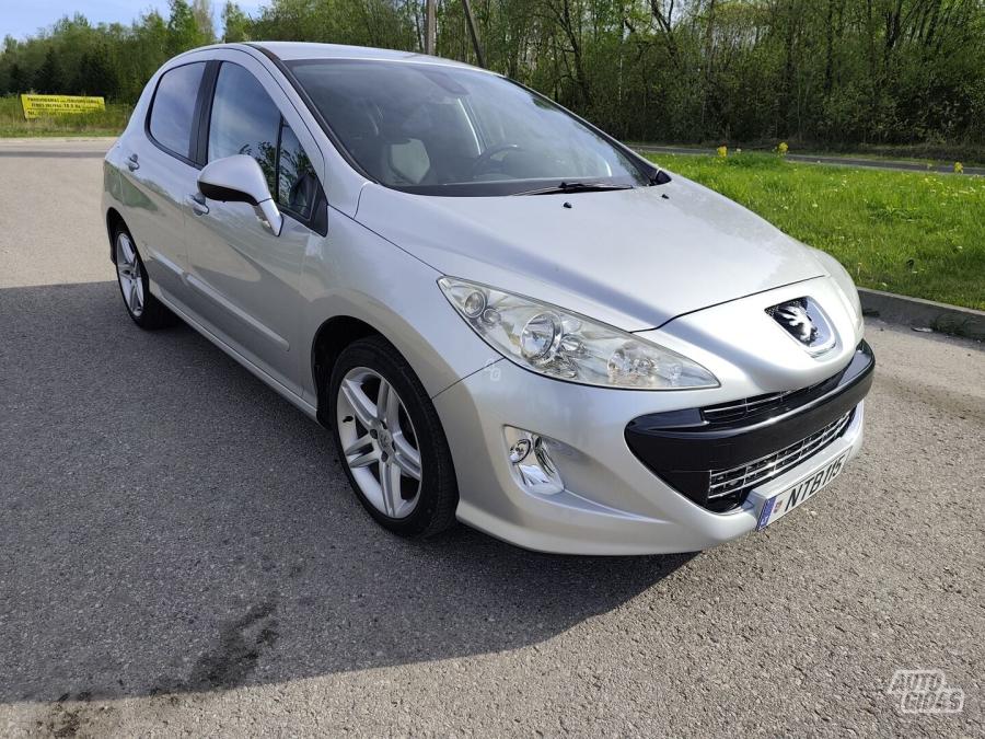 Pelēks Peugeot 308 2010 Utena, ar dzinēja tilpumu 1.60 L un nobraukumu 187 tūkst. km par 2300 €, foto 4 vietnē AUTOMOTO.COM.LV