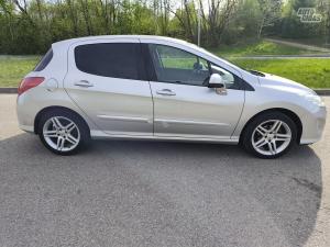 Pelēks Peugeot 308 2010 Utena, ar dzinēja tilpumu 1.60 L un nobraukumu 187 tūkst. km par 2300 €, foto 5 vietnē AUTOMOTO.COM.LV