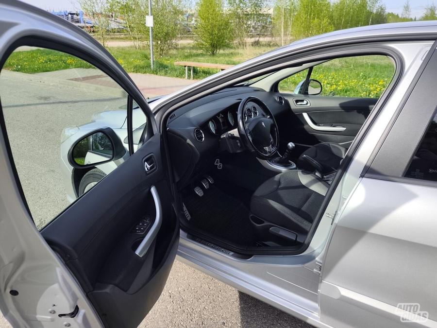 Pelēks Peugeot 308 2010 Utena, ar dzinēja tilpumu 1.60 L un nobraukumu 187 tūkst. km par 2300 €, foto 10 vietnē AUTOMOTO.COM.LV
