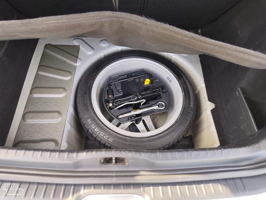 Pelēks Peugeot 308 2010 Utena, ar dzinēja tilpumu 1.60 L un nobraukumu 187 tūkst. km par 2300 €, foto 16 vietnē AUTOMOTO.COM.LV