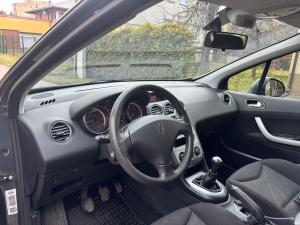 Pelēks Peugeot 308 2010 Kauņa, ar dzinēja tilpumu 1.60 L un nobraukumu 115 tūkst. km par 2390 €, foto 12 vietnē AUTOMOTO.COM.LV