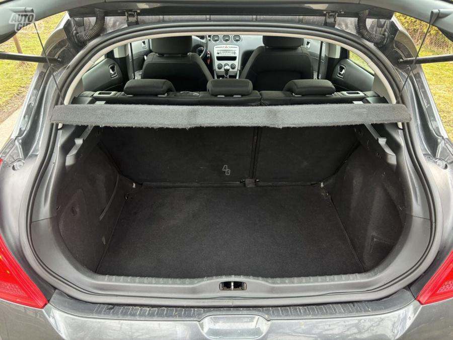 Pelēks Peugeot 308 2010 Kauņa, ar dzinēja tilpumu 1.60 L un nobraukumu 115 tūkst. km par 2390 €, foto 18 vietnē AUTOMOTO.COM.LV