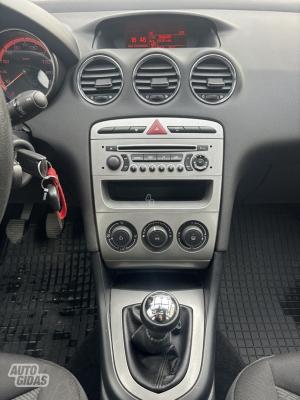 Pelēks Peugeot 308 2010 Kauņa, ar dzinēja tilpumu 1.60 L un nobraukumu 115 tūkst. km par 2390 €, foto 19 vietnē AUTOMOTO.COM.LV