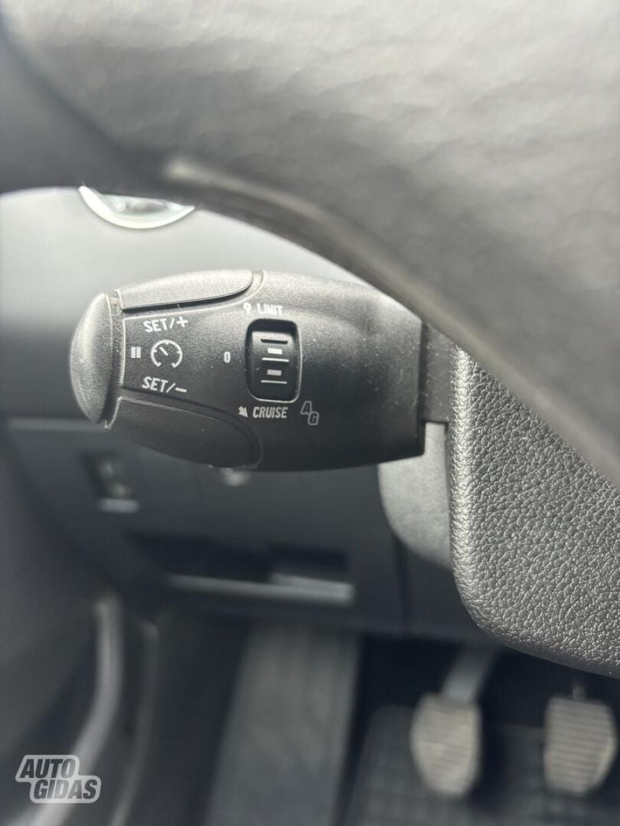 Pelēks Peugeot 308 2010 Kauņa, ar dzinēja tilpumu 1.60 L un nobraukumu 115 tūkst. km par 2390 €, foto 22 vietnē AUTOMOTO.COM.LV