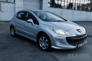 Grey Peugeot 308 2010 in Riga, with an engine capacity of 1.60 L and mileage of 190 thousand km for 2500 €, photo 4 on AUTOMOTO.COM.LV